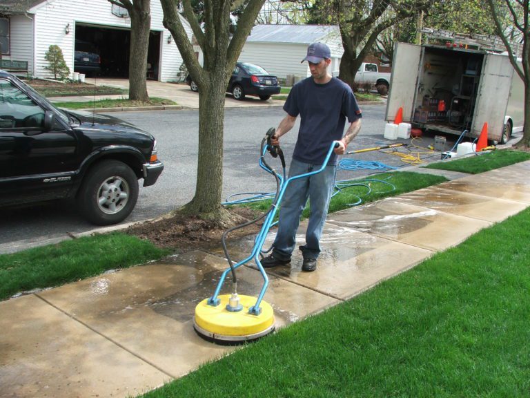 The Ultimate Guide to Pressure Washing Driveways